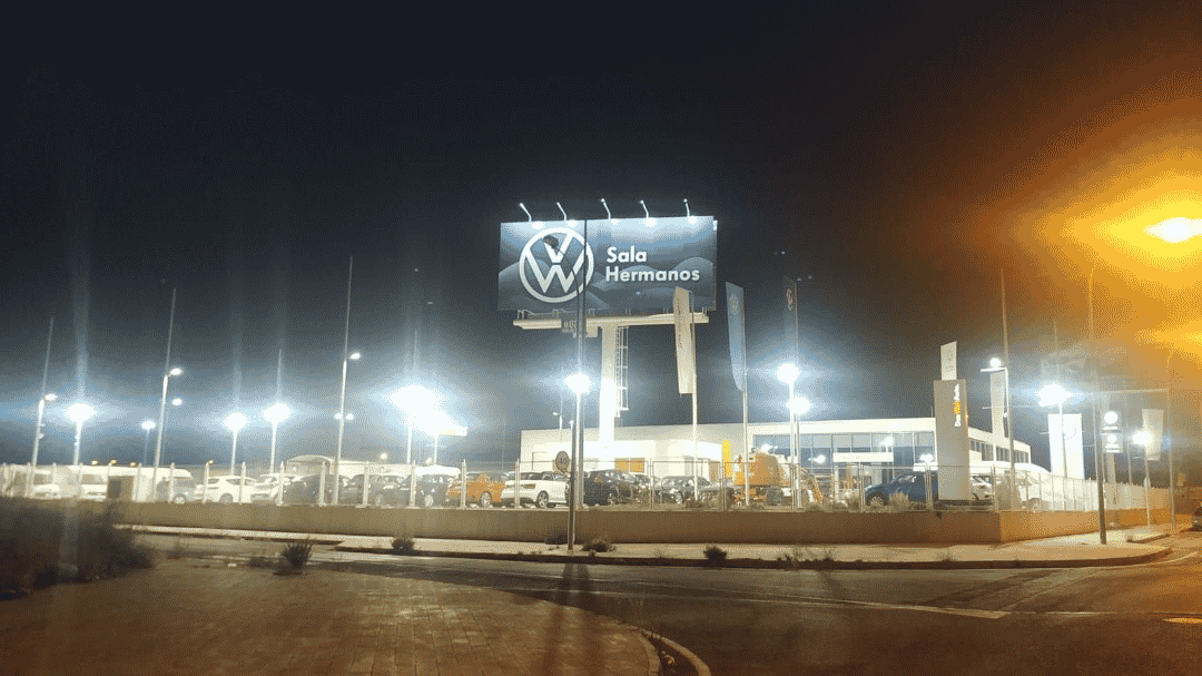 Guide To Get Billboard Illuminated | Advertising Lighting